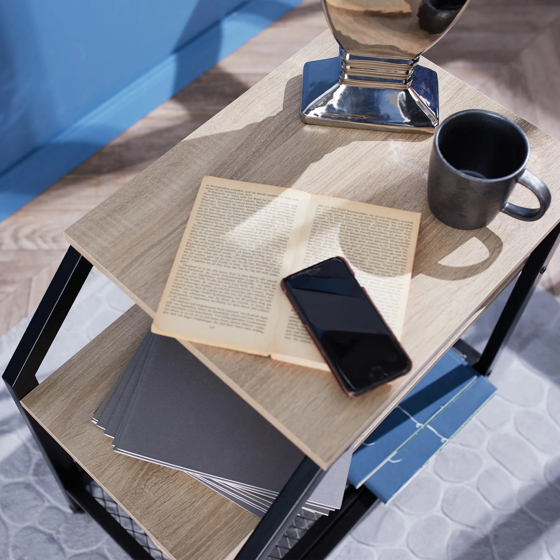 Table d'appoint industrielle de style moderne en bois • Ma Table d'appoint